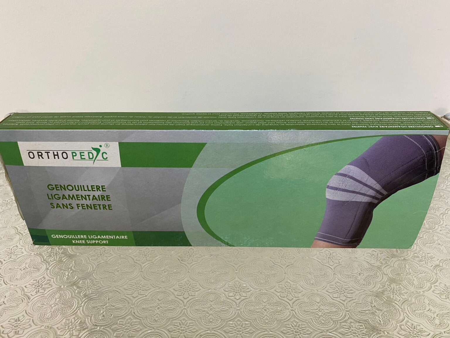 genouillère ligamentaire sans fenêtre - Farhat Hached Medical